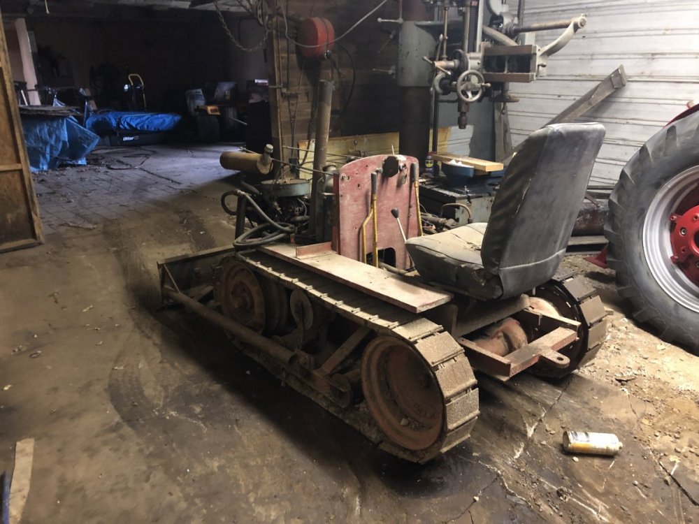 Home made Crawler build - Projects, Builds, & Restorations - Red Power ...