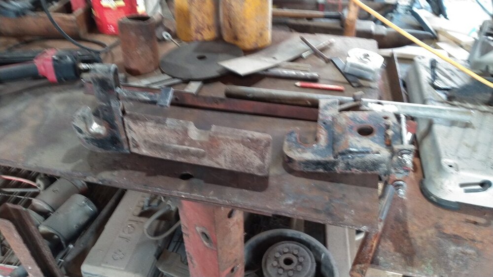 Converting North American 3pt to Euro Claws - Technical IH Talk - Red ...