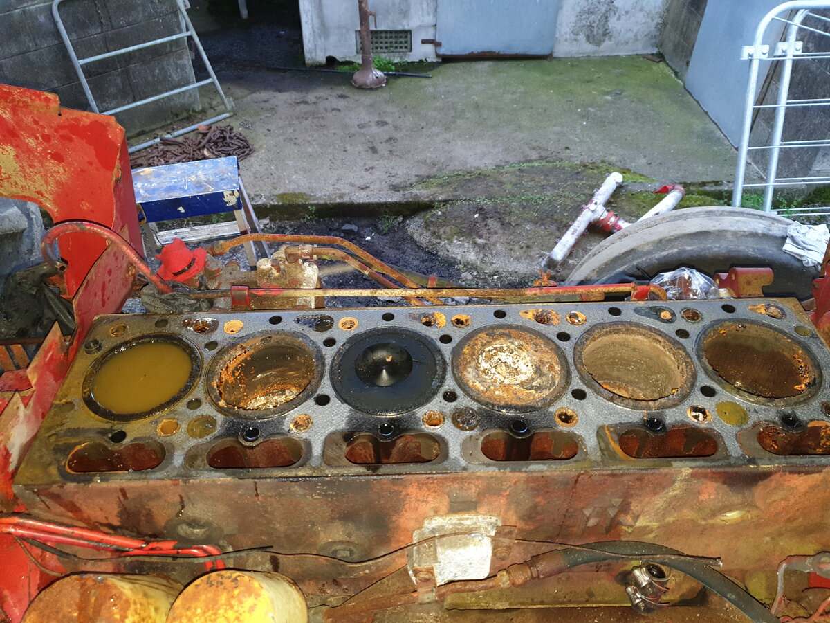 Running a dt414 on a stand - Technical IH Talk - Red Power Magazine ...