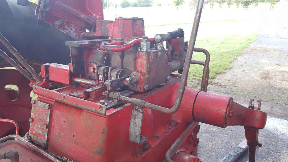 Another one followed me home, 856 - Technical IH Talk - Red Power ...