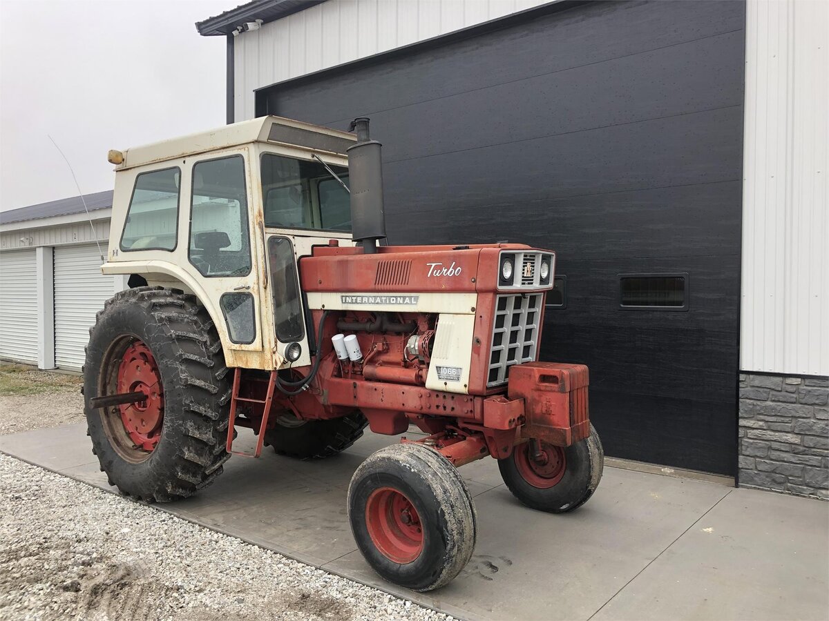 1972 IH Farmall 1066 with only 2,847 one owner hours - General Chat ...