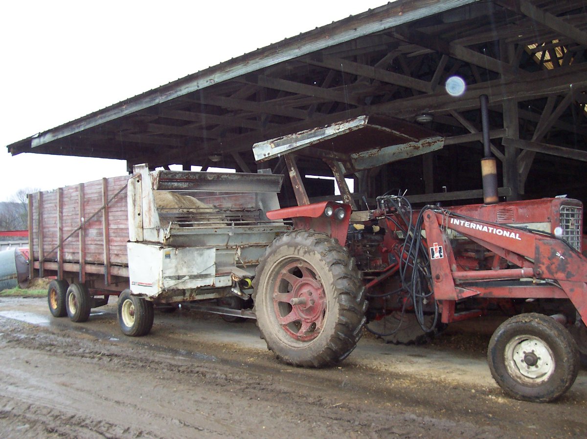 notables for a 656 hydro? - General Chat - Red Power Magazine Community