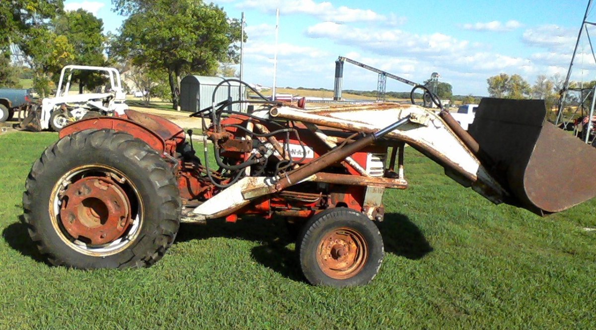 Loader for 350 Utility - Technical IH Talk - Red Power Magazine Community