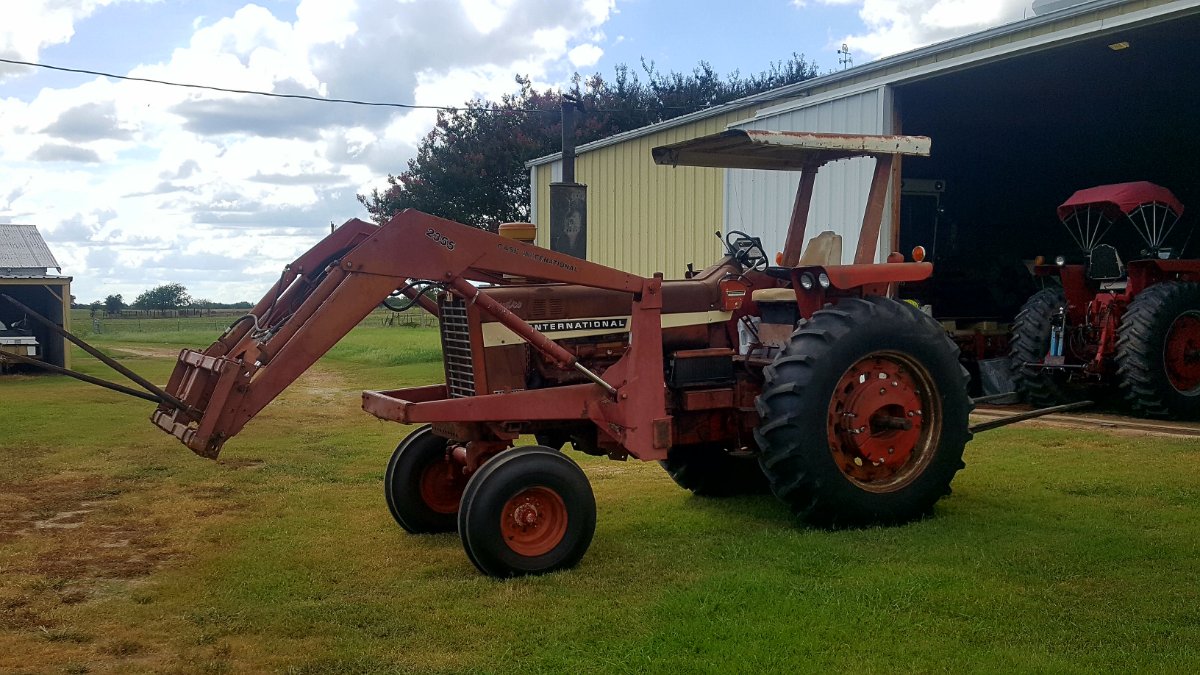 2450/2355 loader - General Chat - Red Power Magazine Community