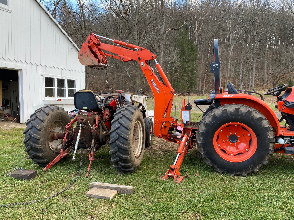 2050 loader removal ih444 - Technical IH Talk - Red Power Magazine ...