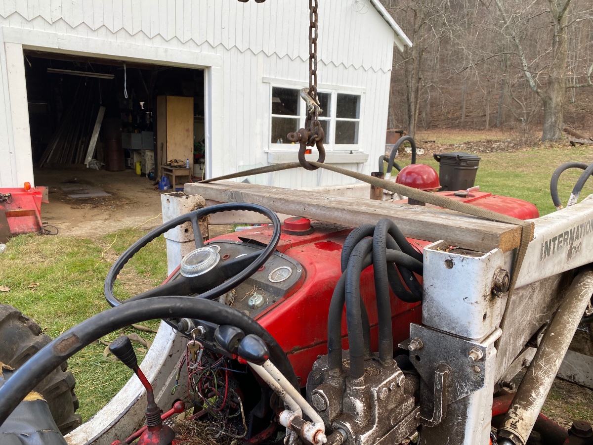 2050 loader removal ih444 - Technical IH Talk - Red Power Magazine ...
