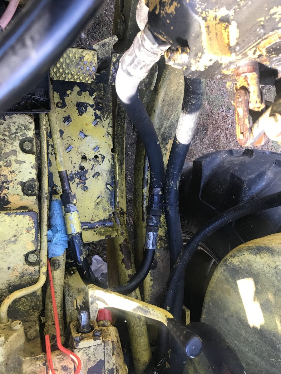 IH 2504 Tractor and 3000 Backhoe - Page 6 - Technical IH Talk - Red ...