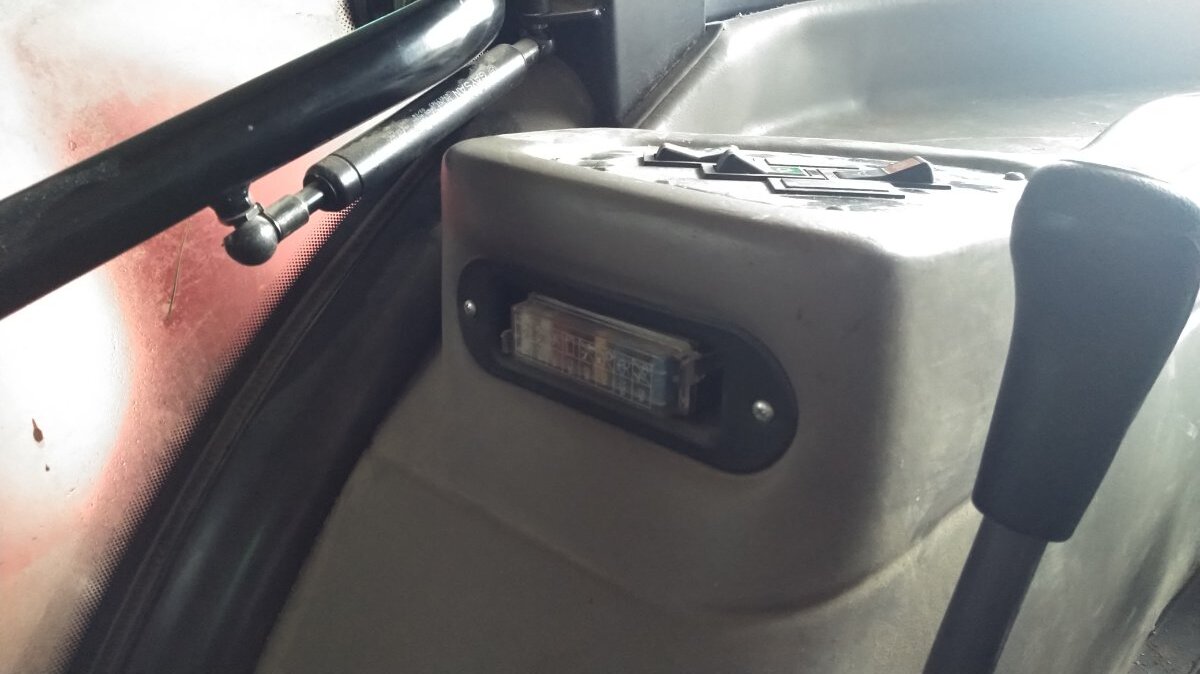 Farmall 140A Fuse Box - Technical IH Talk - Red Power Magazine Community
