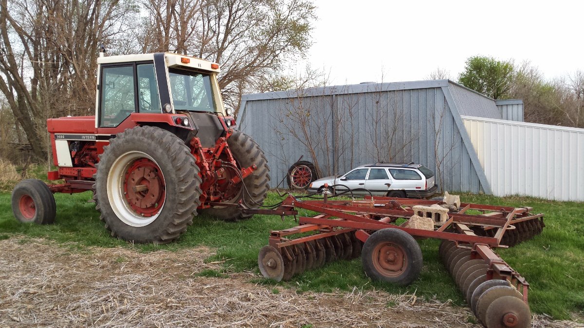 1486 Tractor for the day - General Chat - Red Power Magazine Community