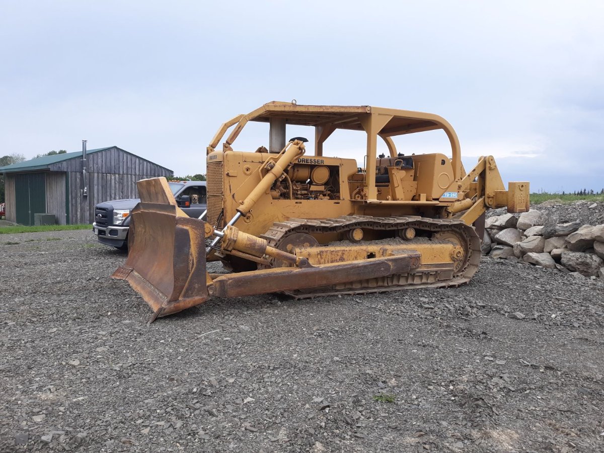 The Bulldozer Thread - General Chat - Red Power Magazine Community