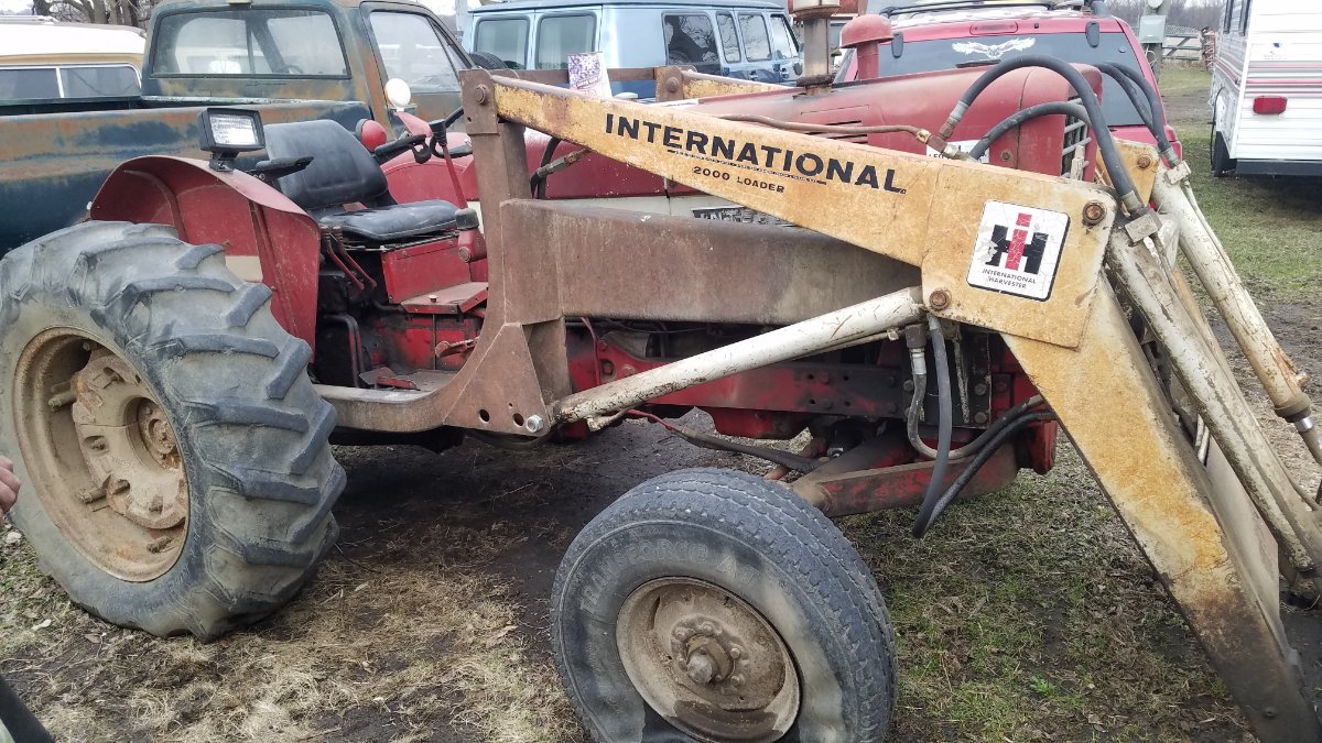 IH 2001 Loader - Technical IH Talk - Red Power Magazine Community