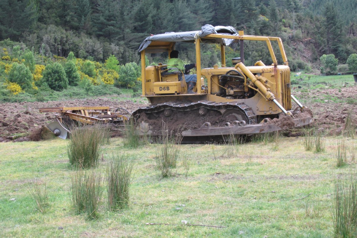 The Bulldozer Thread - General Chat - Red Power Magazine Community