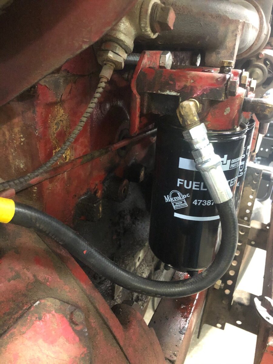 Converting 806 diesel to spin on fuel filters - Technical IH Talk - Red ...