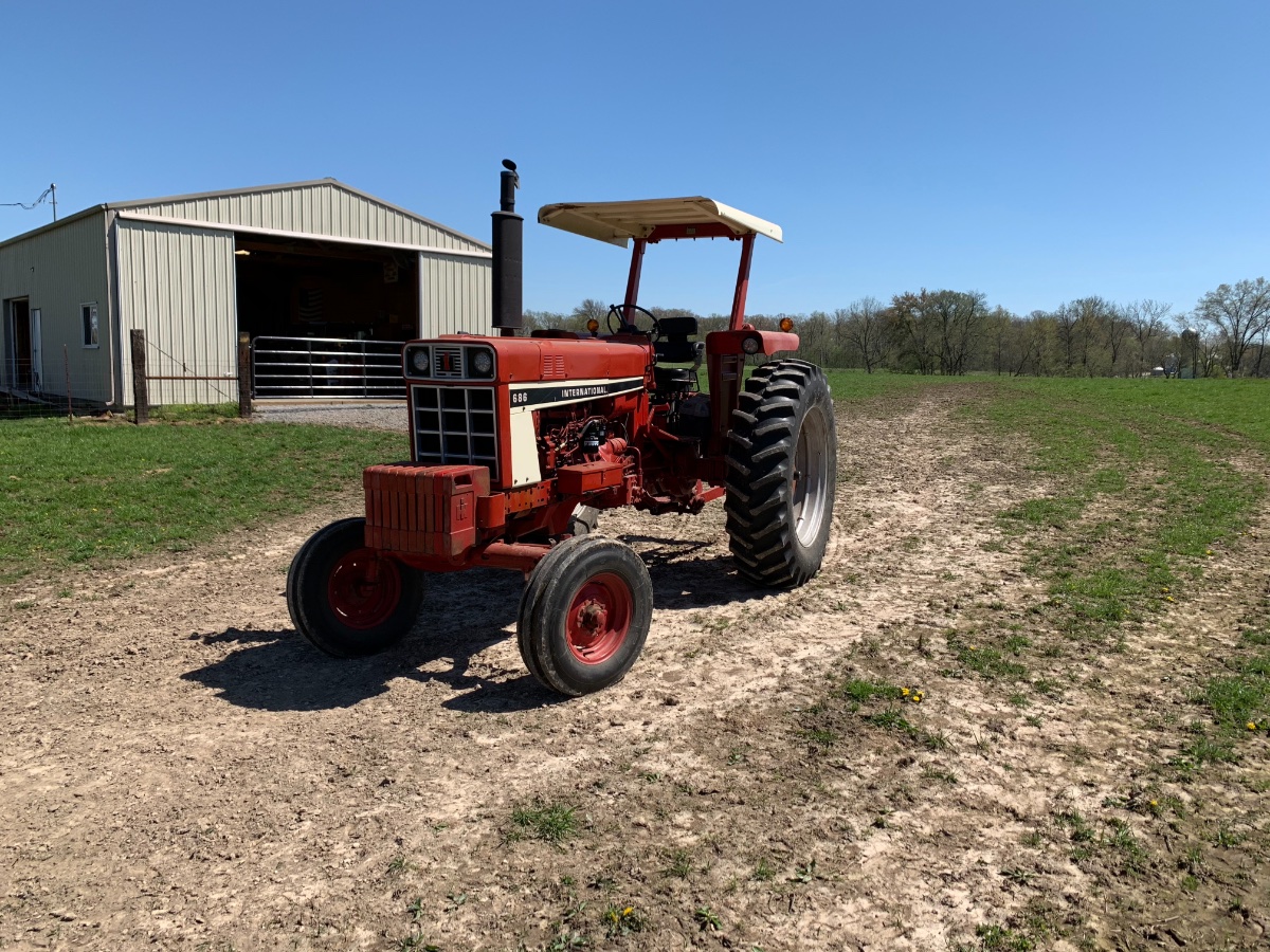 Tractor of the week # 4 686 - General Chat - Red Power Magazine Community