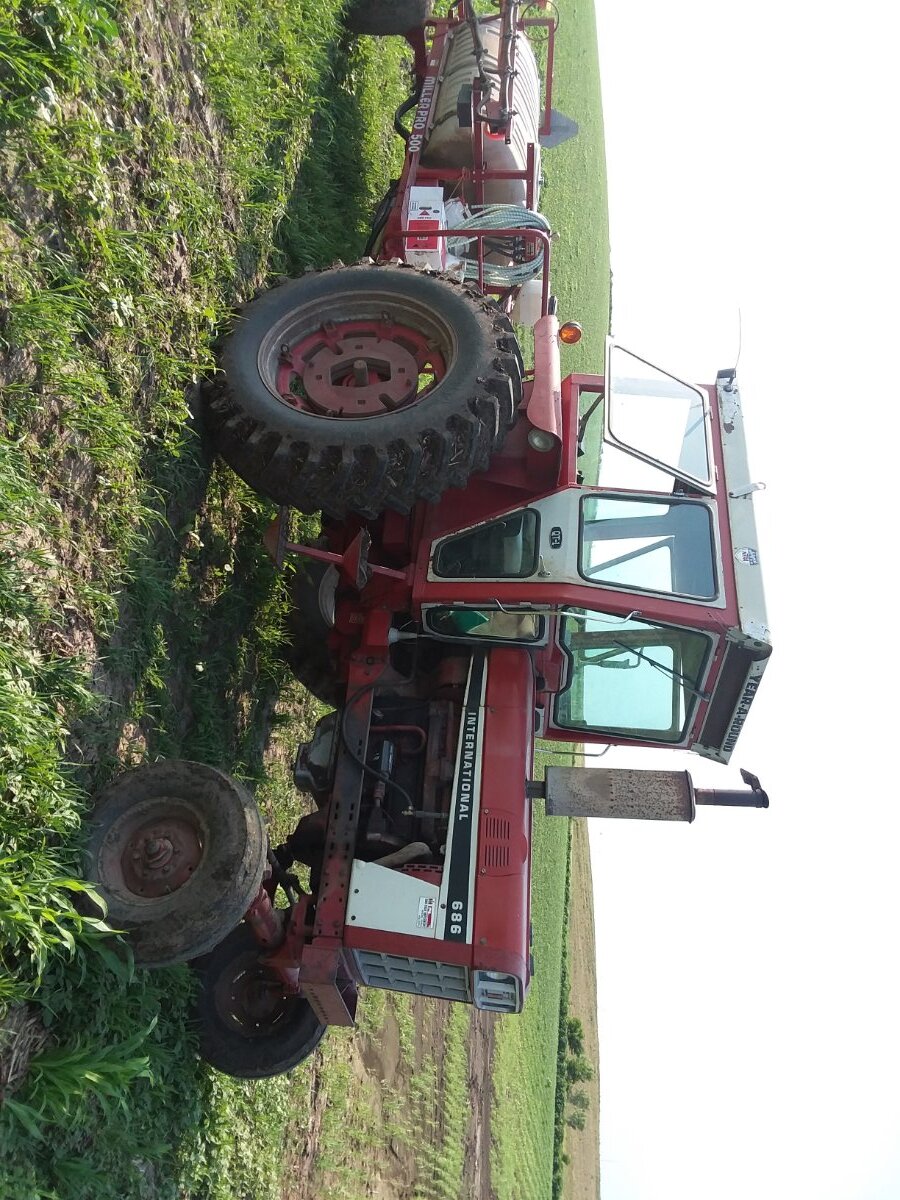 Tractor of the week # 4 686 - General Chat - Red Power Magazine Community