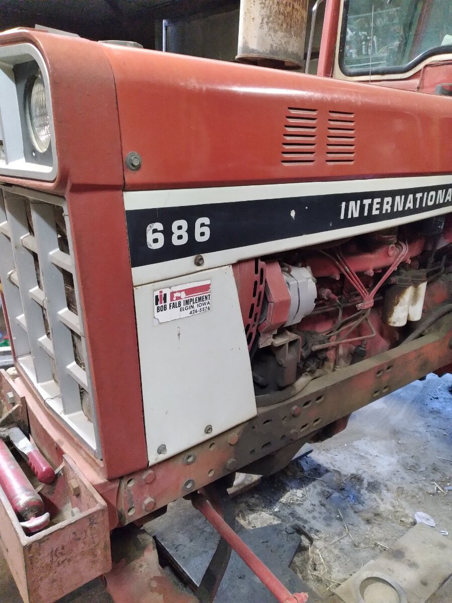 Tractor of the week # 4 686 - General Chat - Red Power Magazine Community