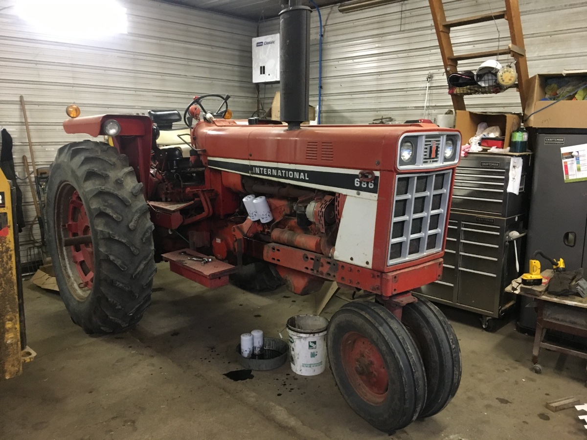 Tractor of the week # 4 686 - General Chat - Red Power Magazine Community