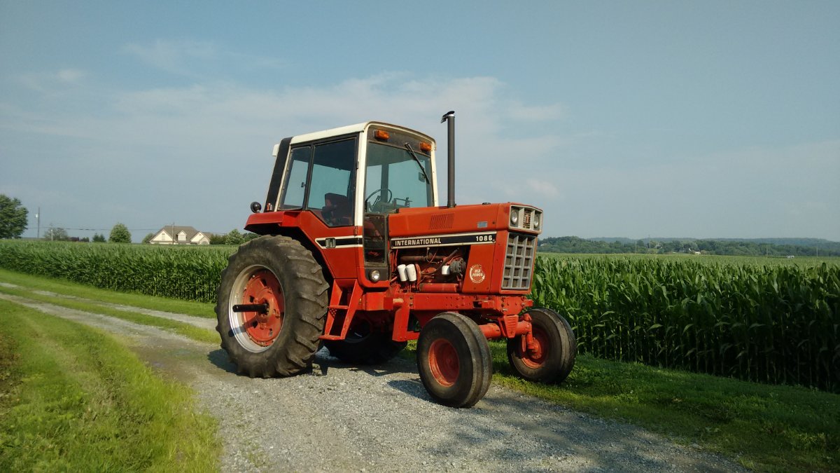 1086 at PA auction - Technical IH Talk - Red Power Magazine Community