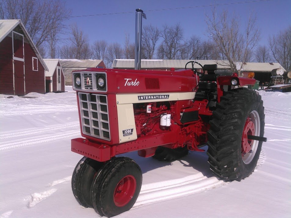 Tractor of the week # 7 1066 - General Chat - Red Power Magazine Community