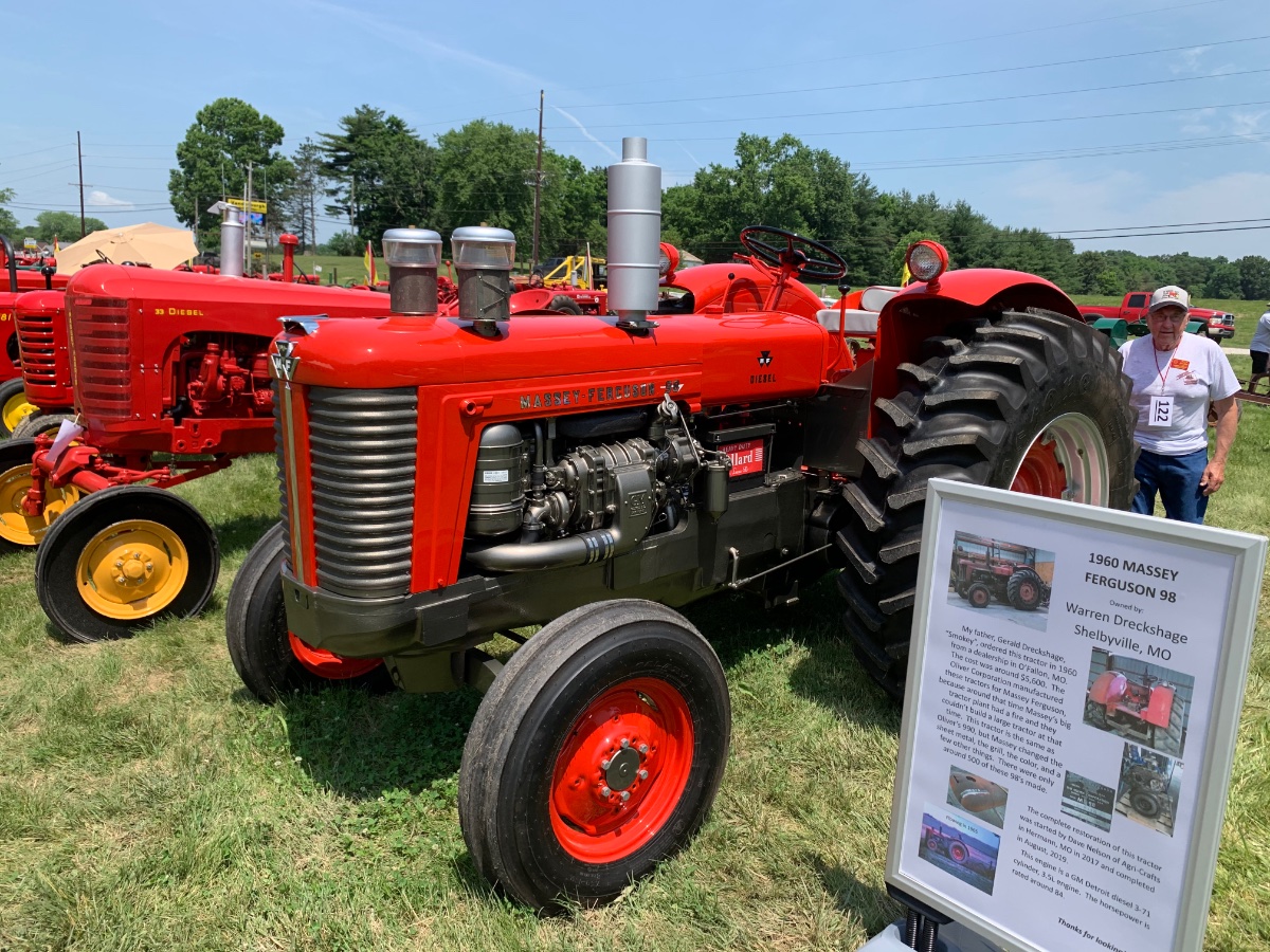 Tractor show today - General Chat - Red Power Magazine Community