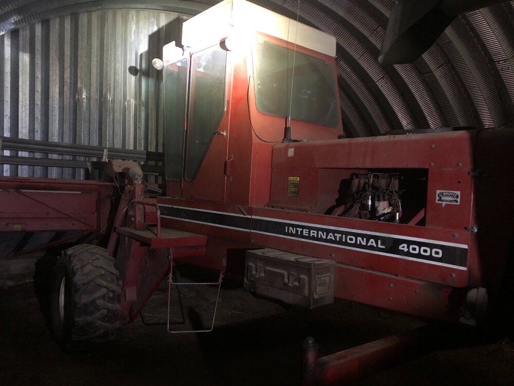 international 4000 swather. - Technical IH Talk - Red Power Magazine ...
