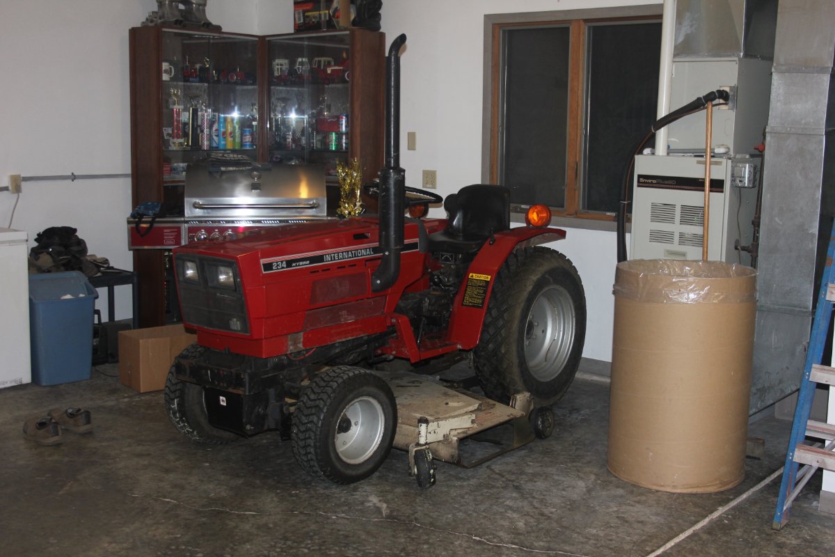 Question about the 284. - Technical IH Talk - Red Power Magazine Community