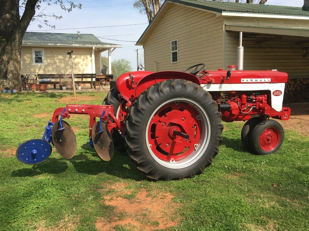 Farmall 240 Fix Up - Projects, Builds, & Restorations - Red Power ...