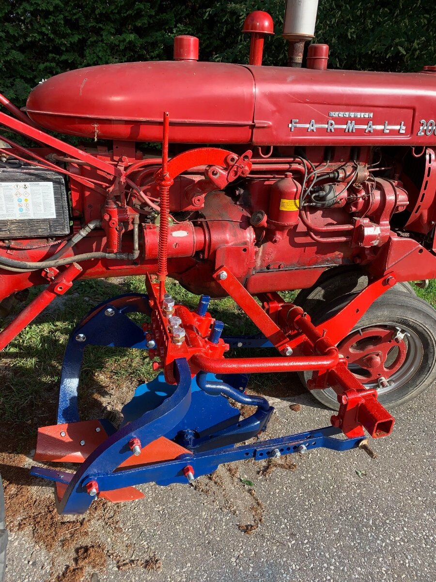 I-H c8 beet puller - General Chat - Red Power Magazine Community