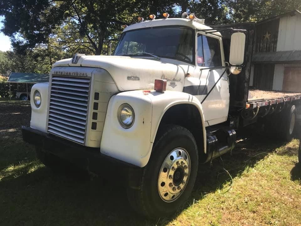 Loadstar hood option - IH Trucks - Red Power Magazine Community