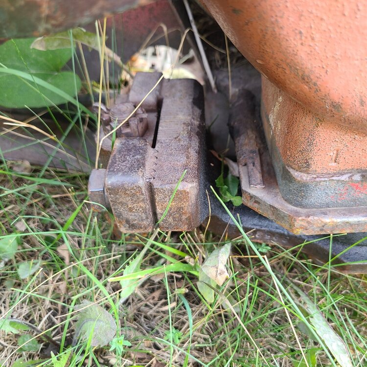 IH 4000 Swather Knife head - General Chat - Red Power Magazine Community