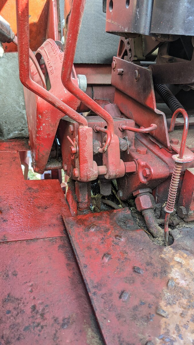 Loader Spool Valve Leak Complicated By Limited Access Because Of ...