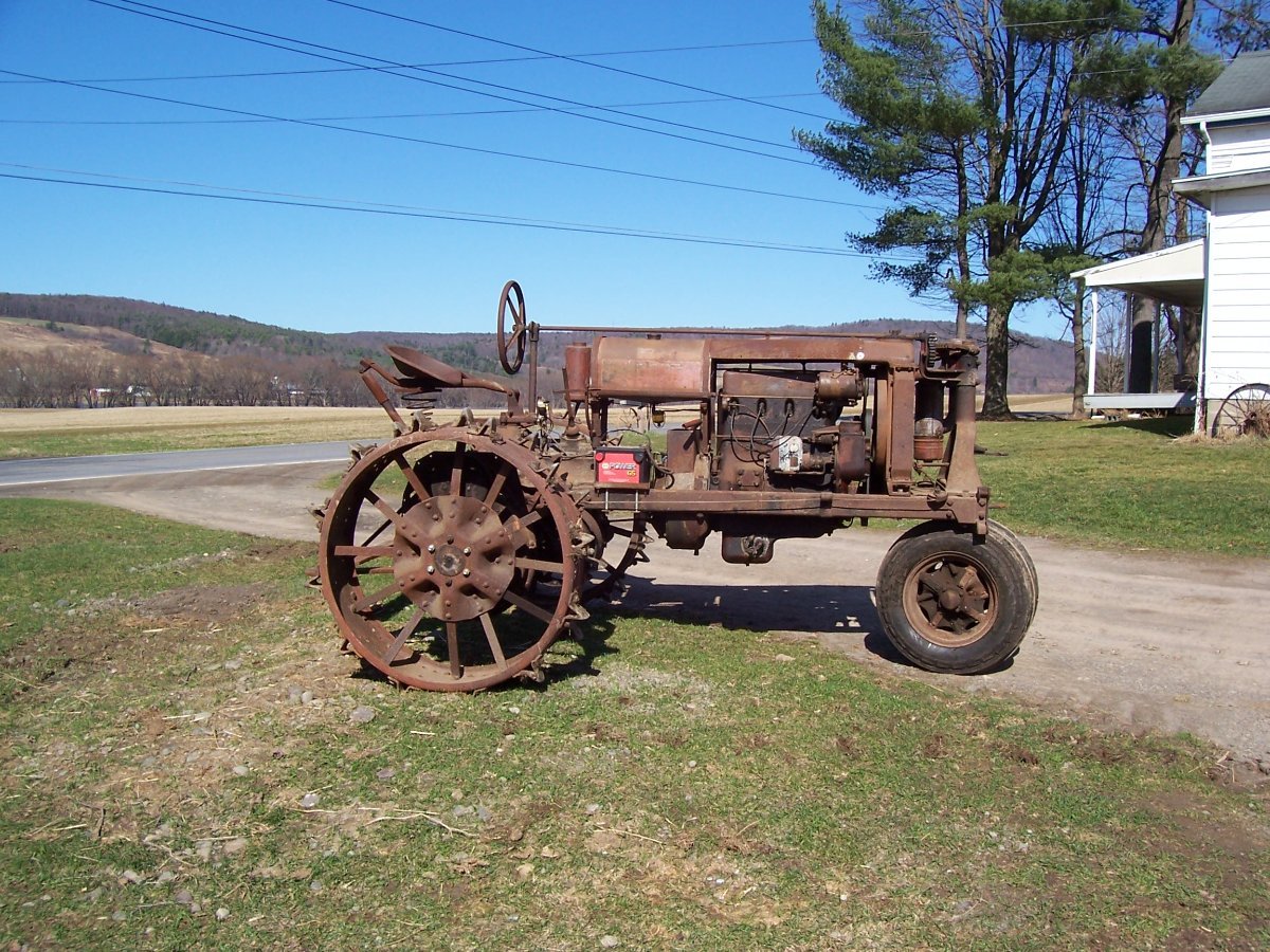 Tractor of the week Farmall Regular - Technical IH Talk - Red Power ...