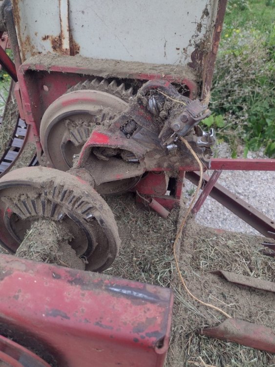 47 Baler knotter - Technical IH Talk - Red Power Magazine Community