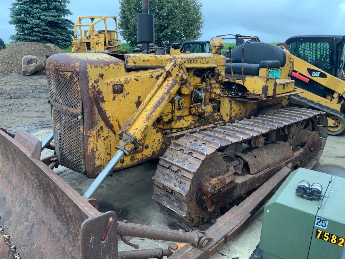 Dads old dozer - General Chat - Red Power Magazine Community