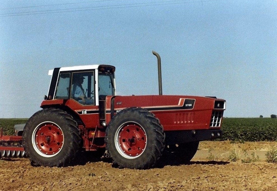 Tractor of week # 27 3788 - General Chat - Red Power Magazine Community