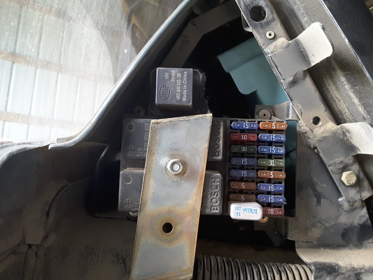 CIH 5240 wont move forward or rev - Technical IH Talk - Red Power ...