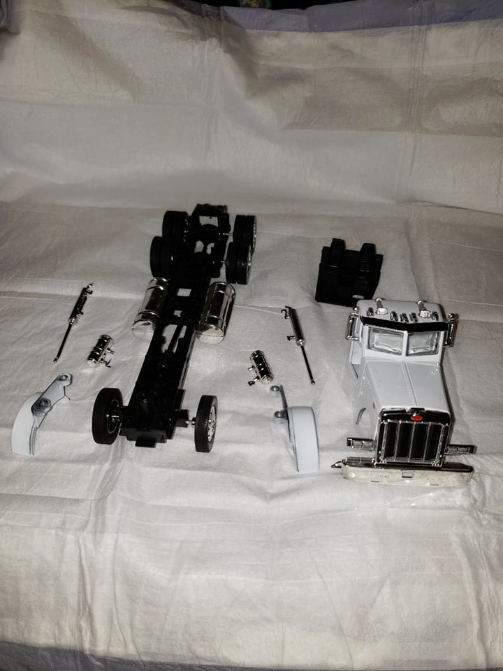 Cotton module truck - IH Toys, Memorabilia & Collectibles - Red Power ...