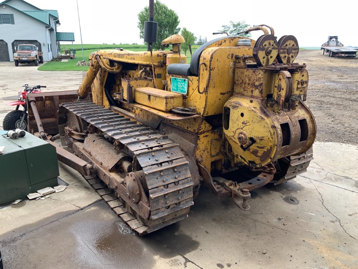 Dads old dozer - General Chat - Red Power Magazine Community