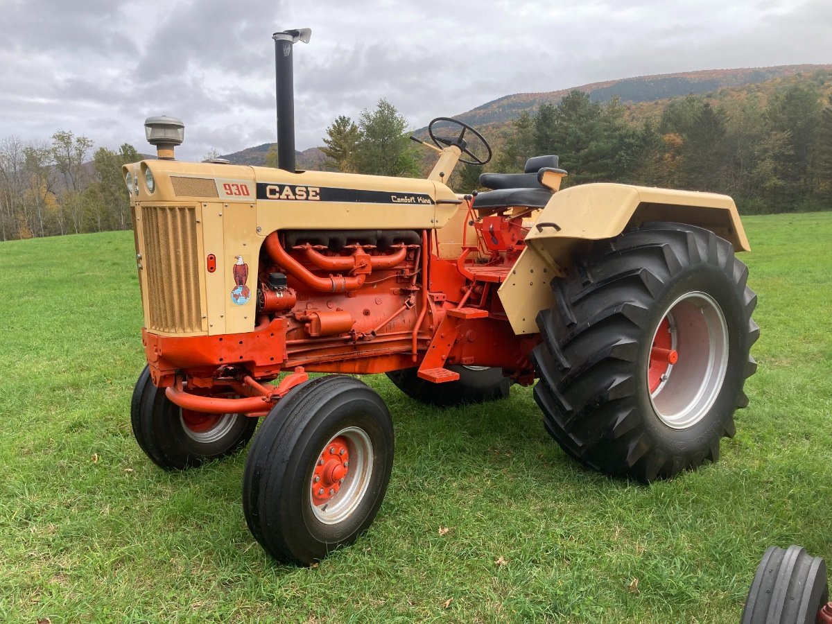 Real treat today, drove a Case 930 Comfort King western special ...