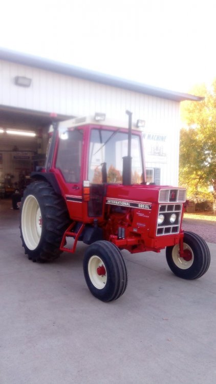 International 585XL Tractor - Technical IH Talk - Red Power Magazine ...