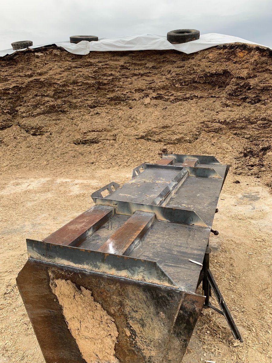 Silage bucket repair - General Chat - Red Power Magazine Community