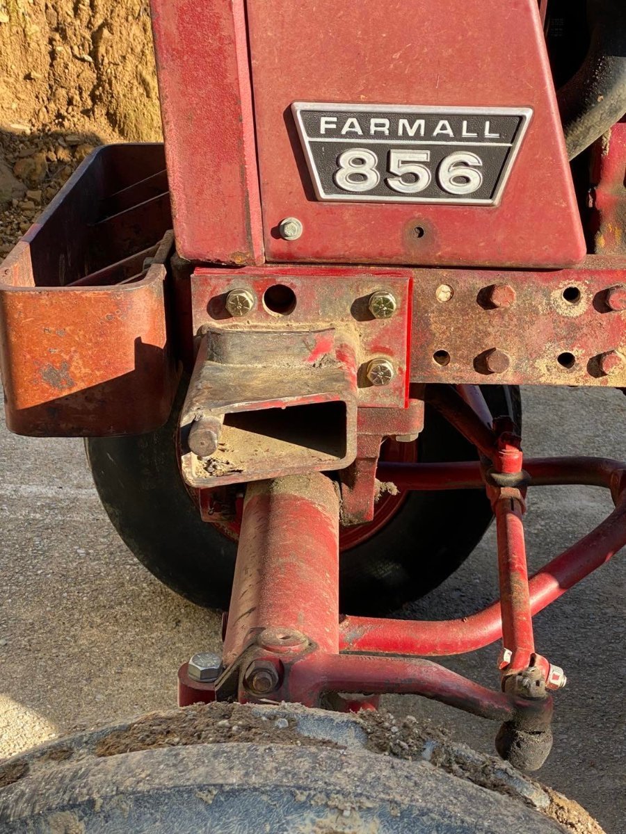 Farmall 856 and IH 2350 loader install - Projects, Builds ...