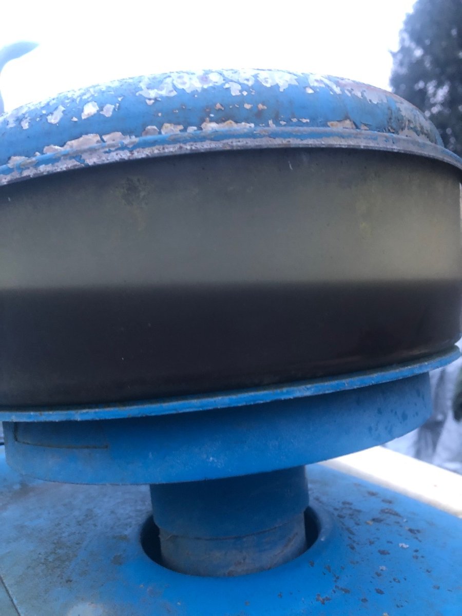 Donaldson oil bath air cleaner - General Chat - Red Power Magazine ...