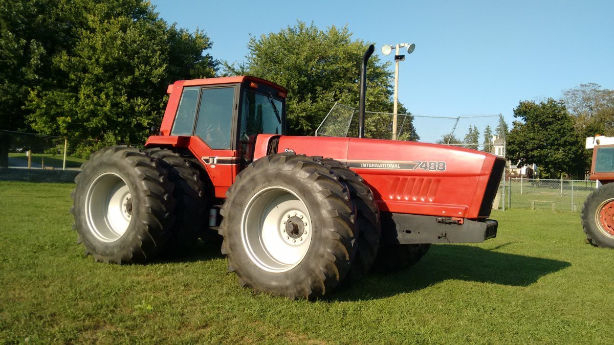 Tractor of the week # 35 7488 - General Chat - Red Power Magazine Community