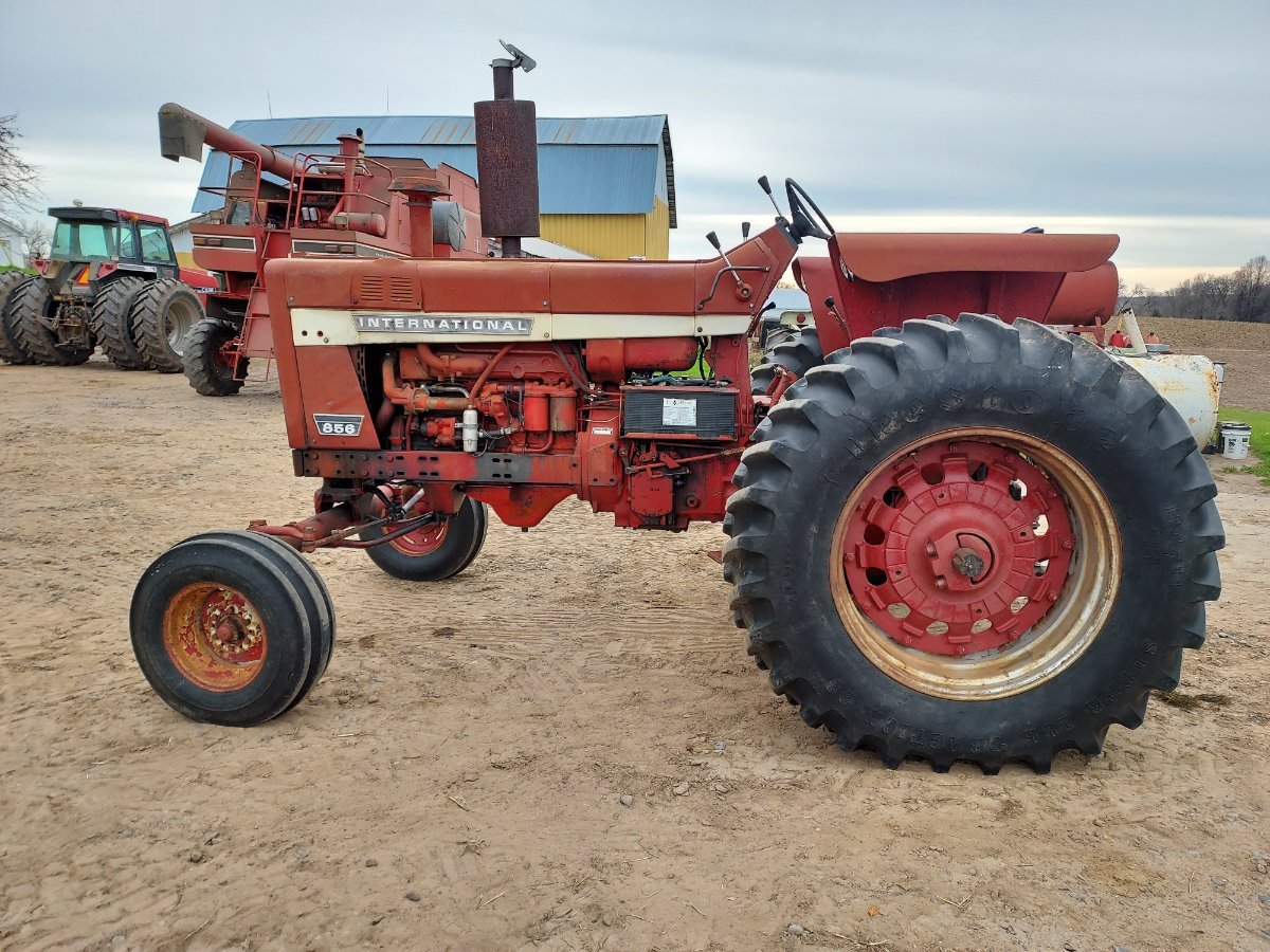 856 custom - Projects, Builds, & Restorations - Red Power Magazine ...