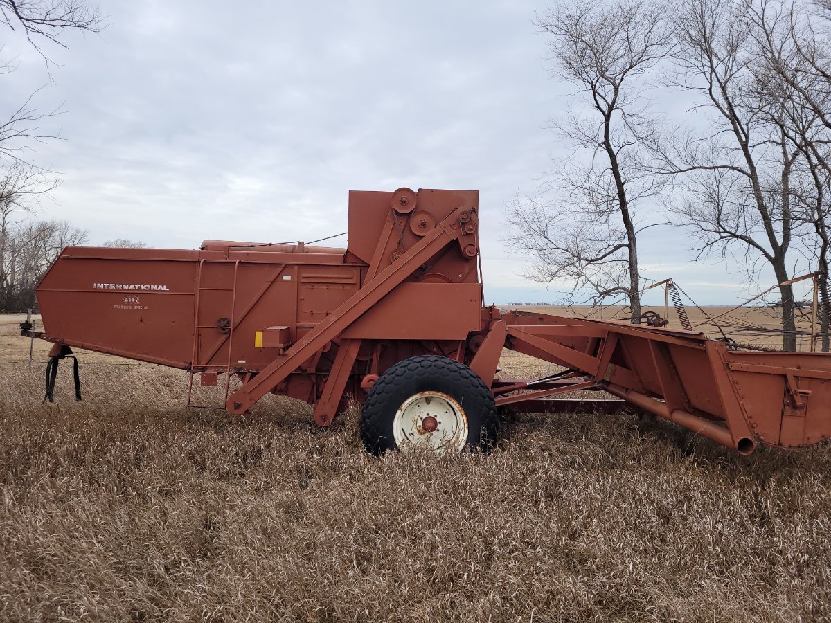 A couple old IH pull-type combines... - General Chat - Red Power ...