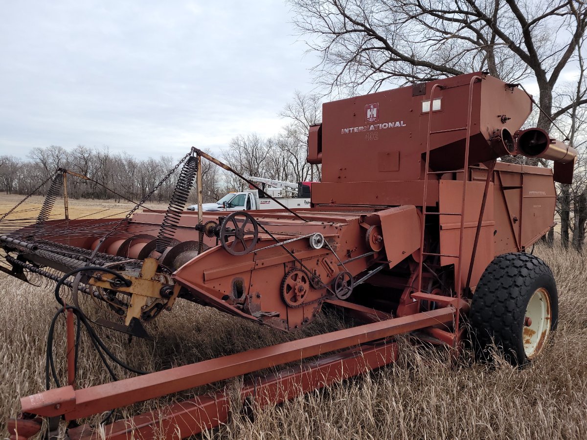 A couple old IH pull-type combines... - General Chat - Red Power ...