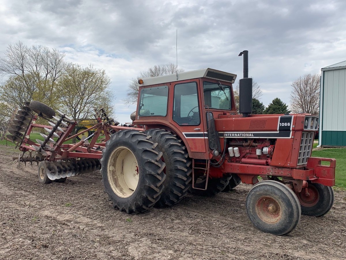 I.H. 490 disc - General Chat - Red Power Magazine Community