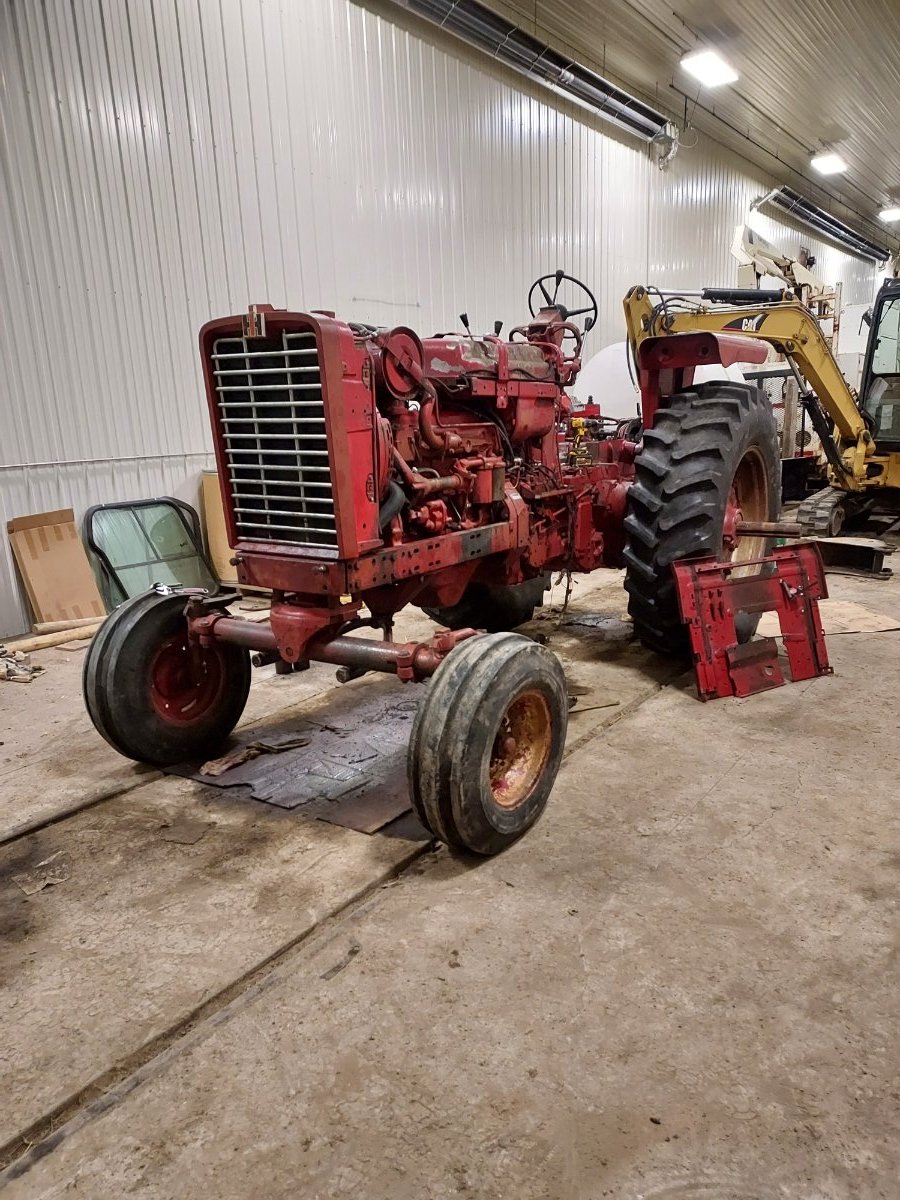 856 custom - Projects, Builds, & Restorations - Red Power Magazine ...