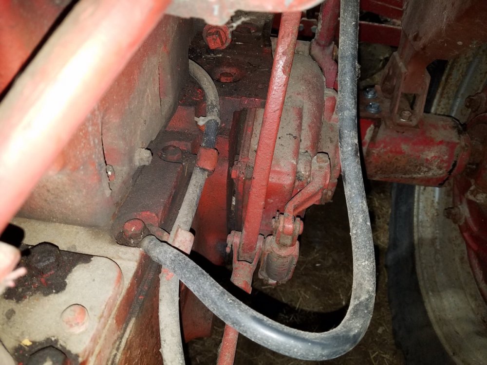 Super M with M&W hand clutch installation problems. - Technical IH Talk ...